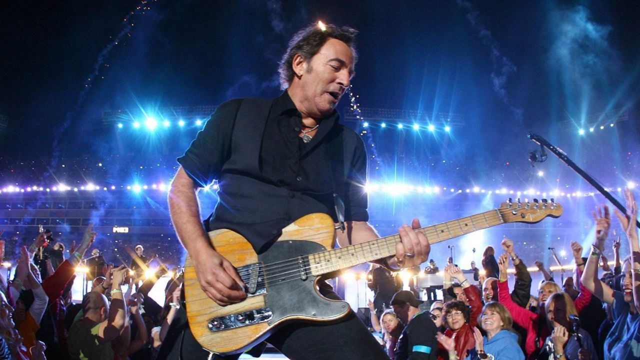 Bruce Springsteen & The E Street Band - London Calling Live In Hyde ...